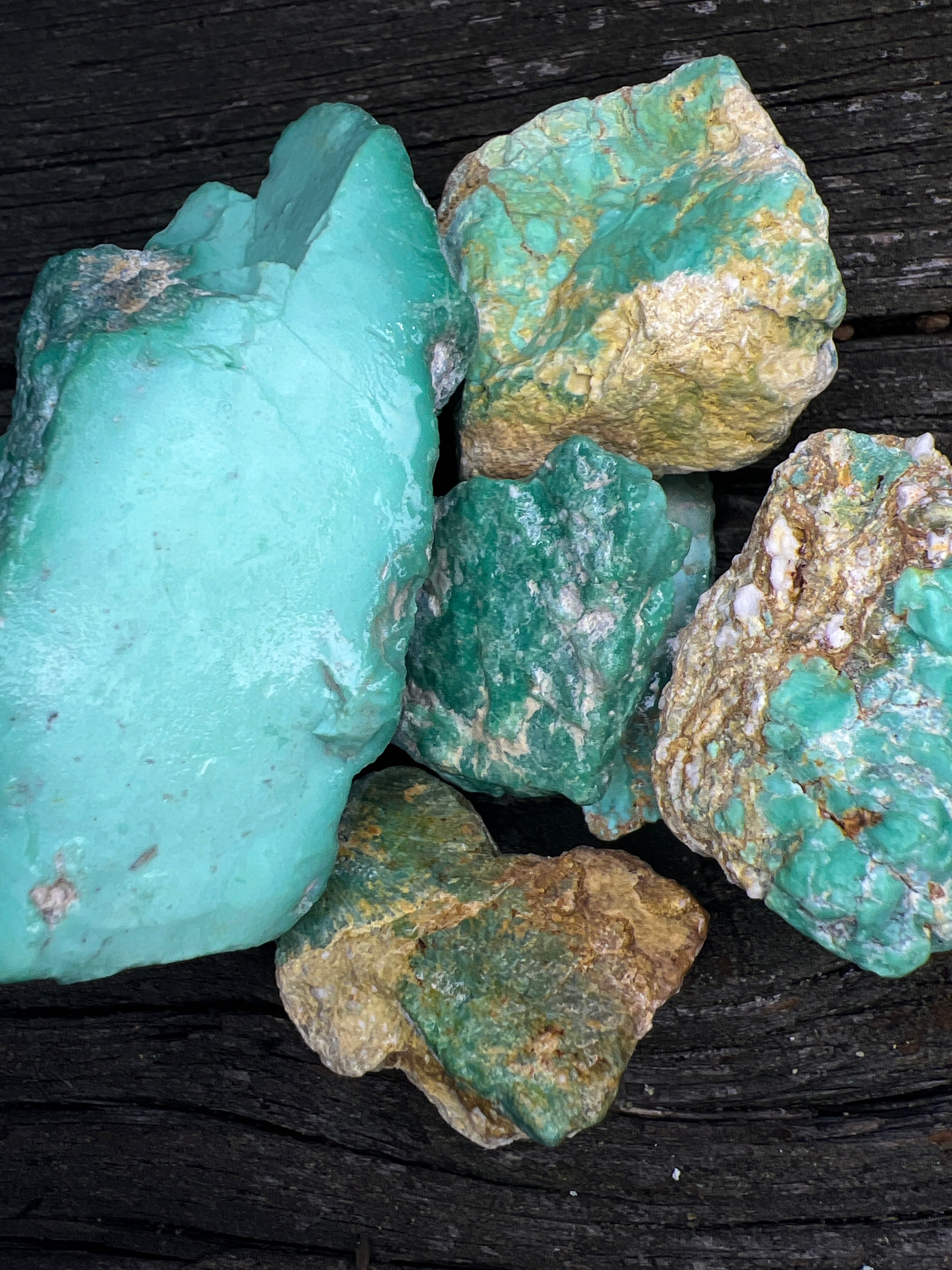 Broken Arrow - Variscite Rough – Billy B Turquoise